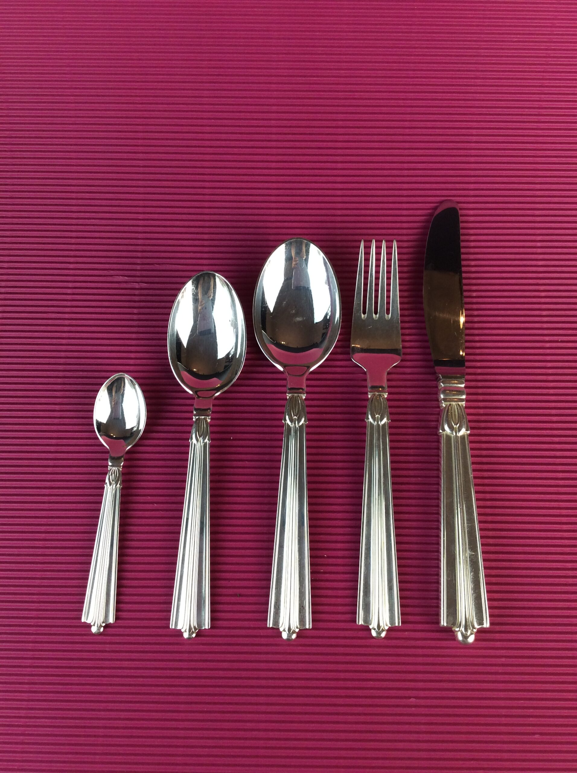 70 teiliges Besteck "Maj Britt" für 12 Personen, Fa. G.B.S., Dänemark ...